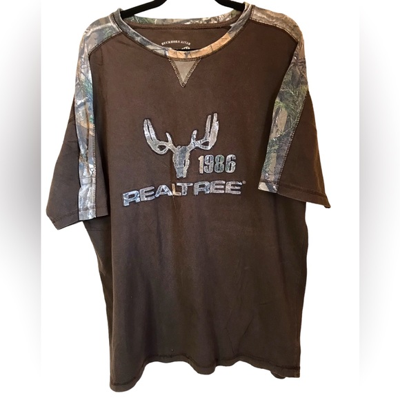 Realtree | Shirts | Brown Short Sleeve Camo Big Buck Deer Hunting ...